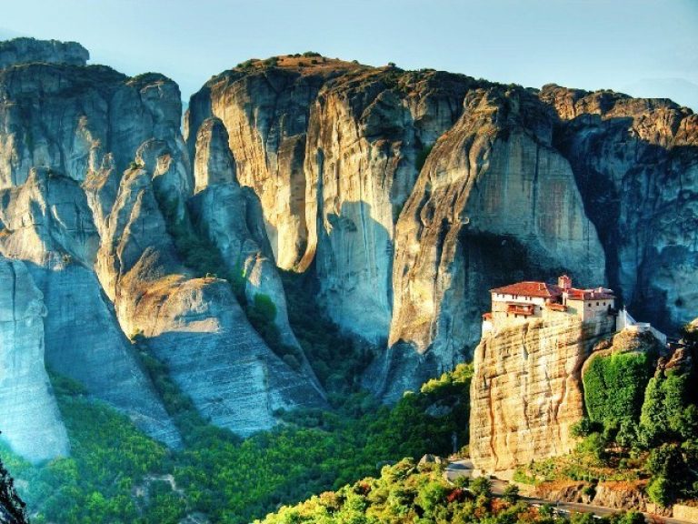 Meteora Full Day tour from Thessaloniki - Travelorama